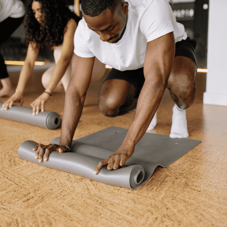 Ultimate Guide to Your First Yoga Class (Everything You Need to Know To ...