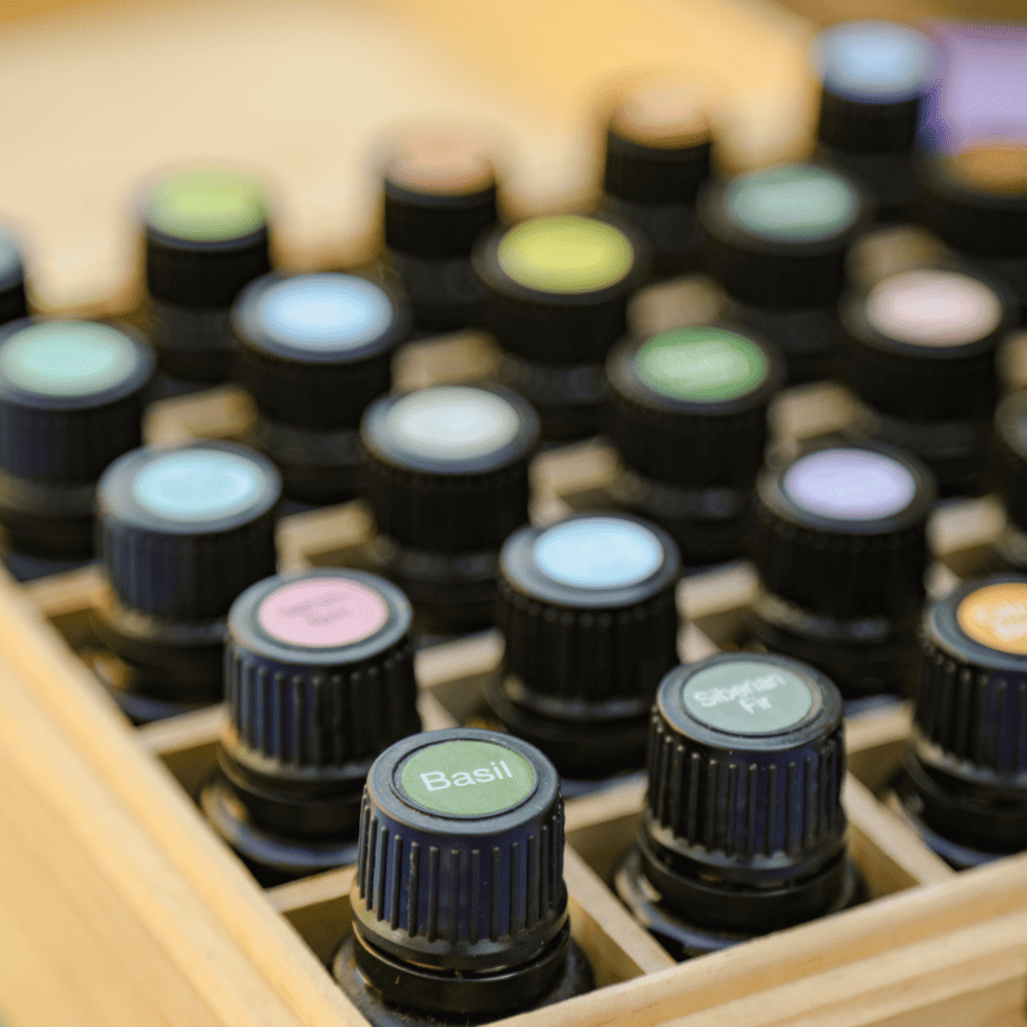9 Genius Essential Oil Storage Ideas To Organize Your Essential Oil ...