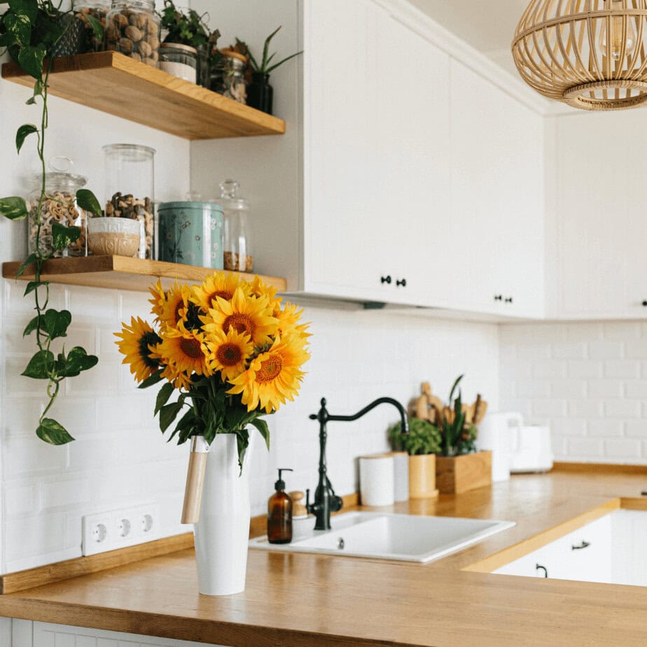 Copy These Easy Apartment Kitchen Ideas for Renters - Sustain Life Journal