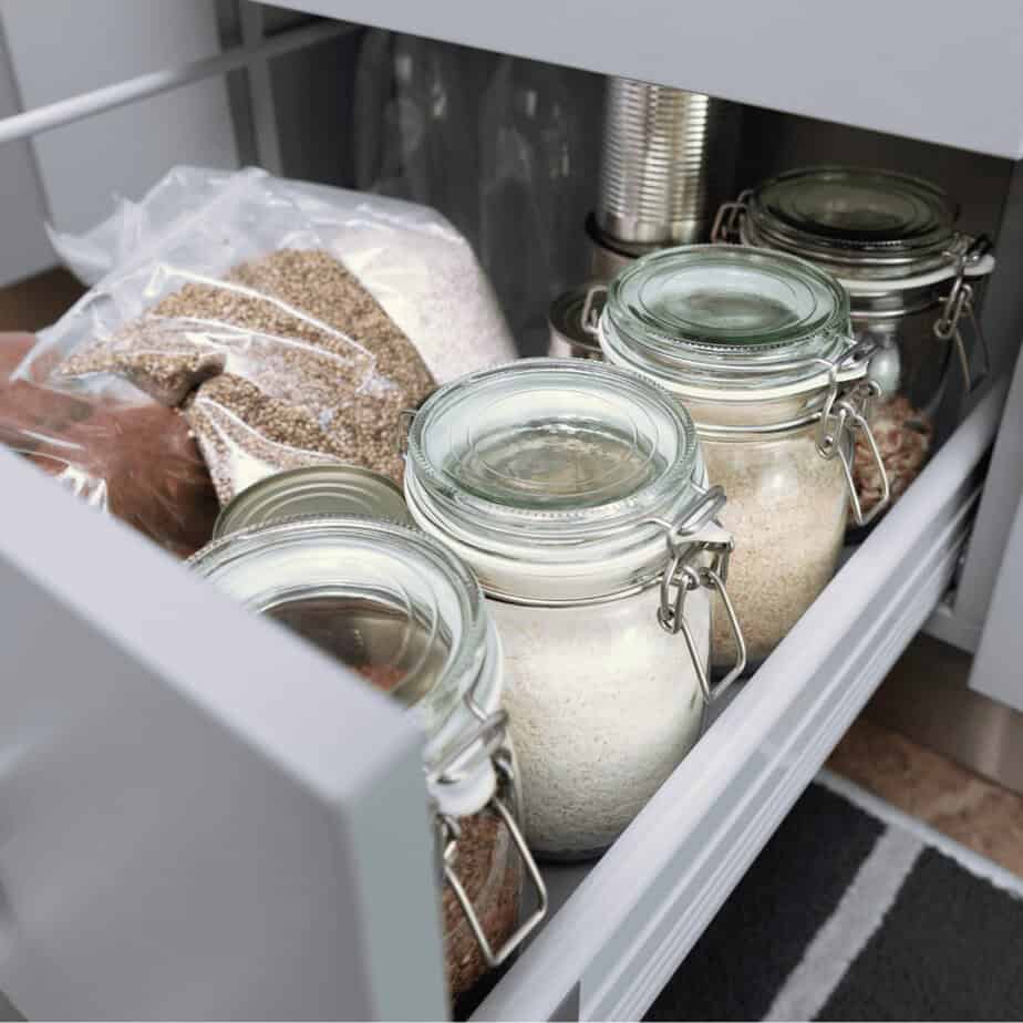 Your Ultimate Guide to Baking Storage Ideas For an Organized Kitchen ...