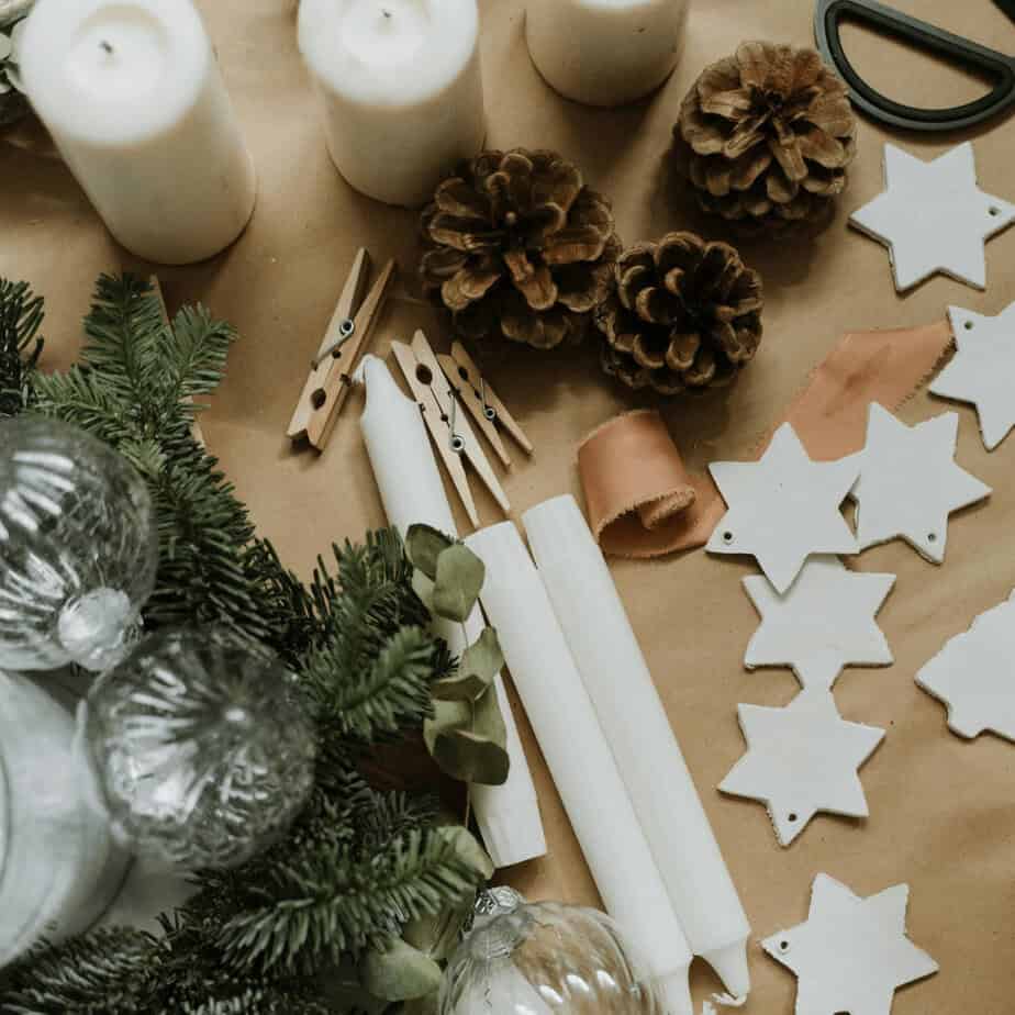 16 Easy Christmas Crafts to Sell That Anyone Can Make - Sustain Life ...